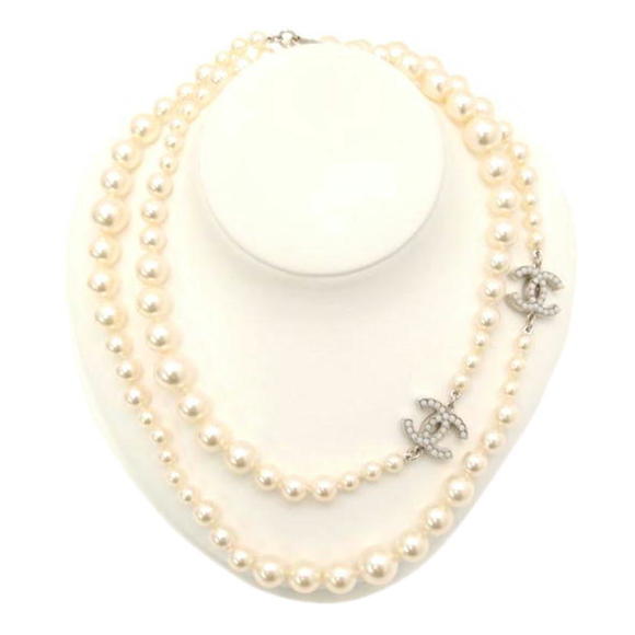CHANEL | Bags | Chanel Cocomark Fake Pearl Necklace White | Poshmark